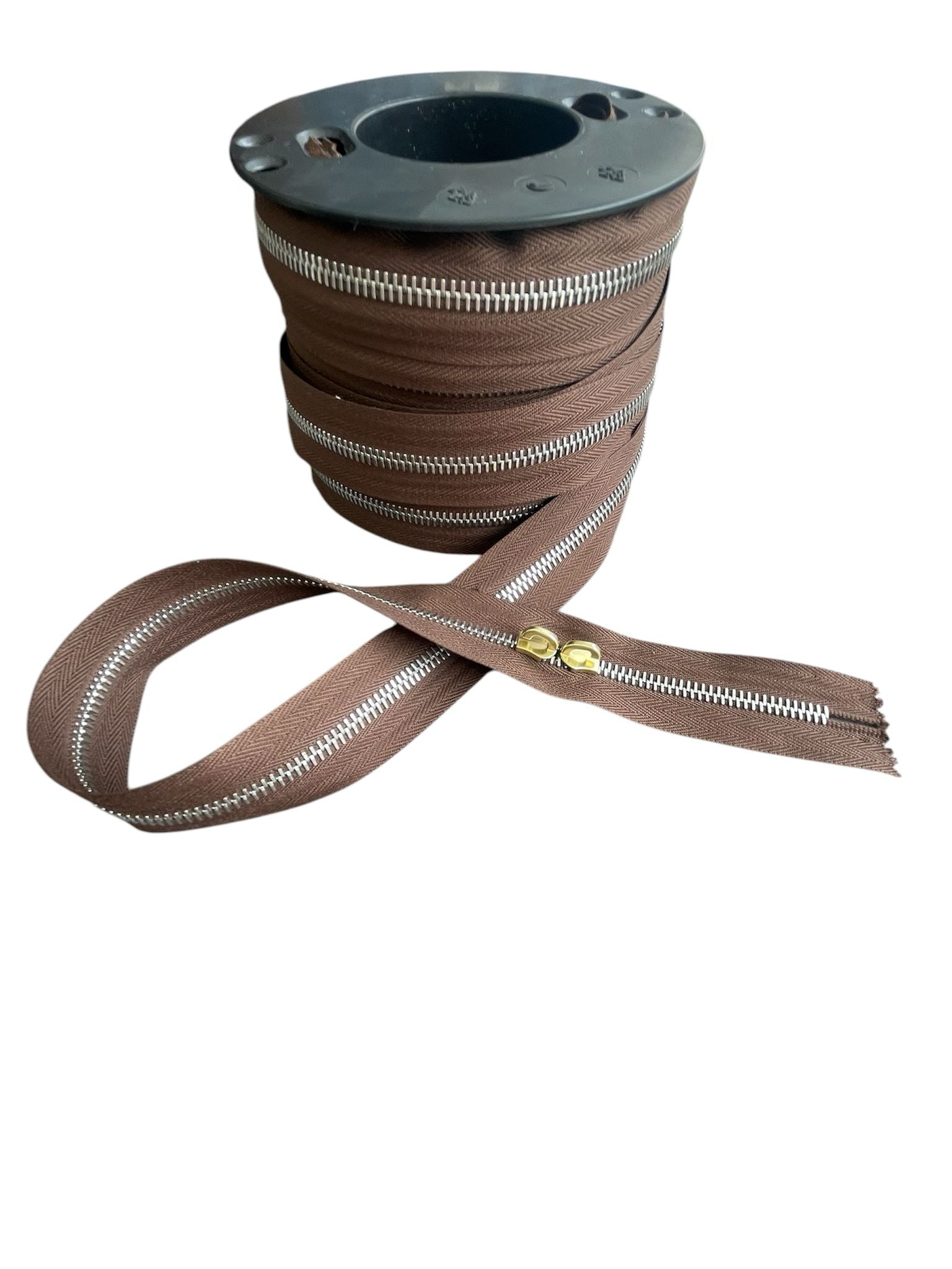 Riri M6 Metal Zipper by Meter | Professional Grade